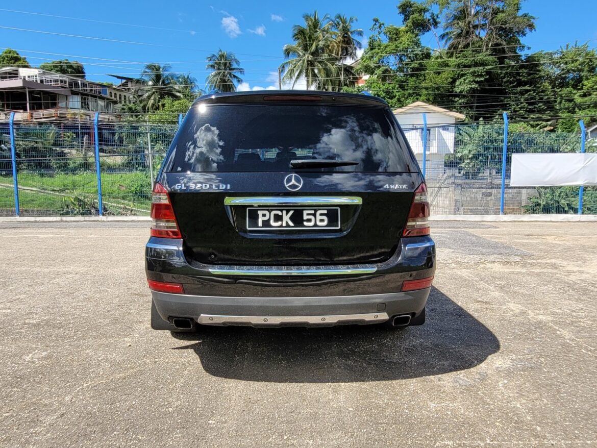 2008 Mercedes Benz GL320 - Massy Preowned