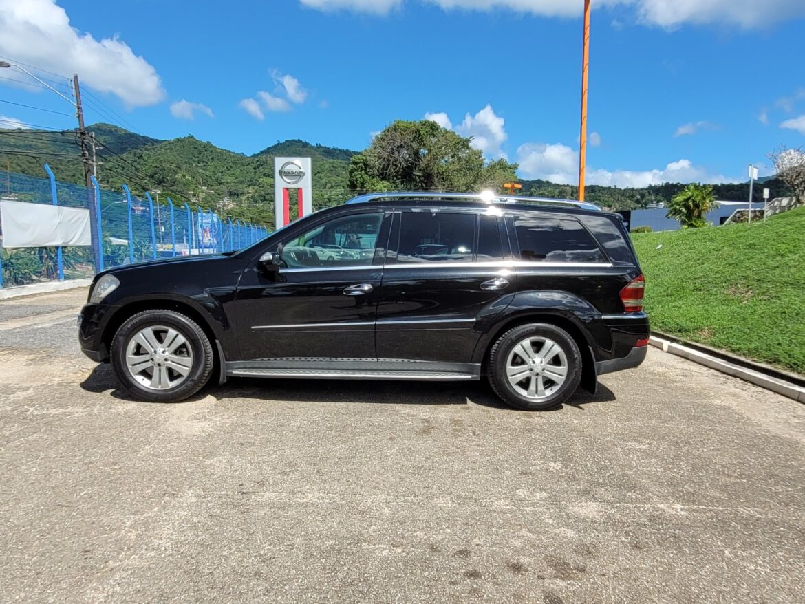 2008 Mercedes Benz GL320 - Massy Preowned